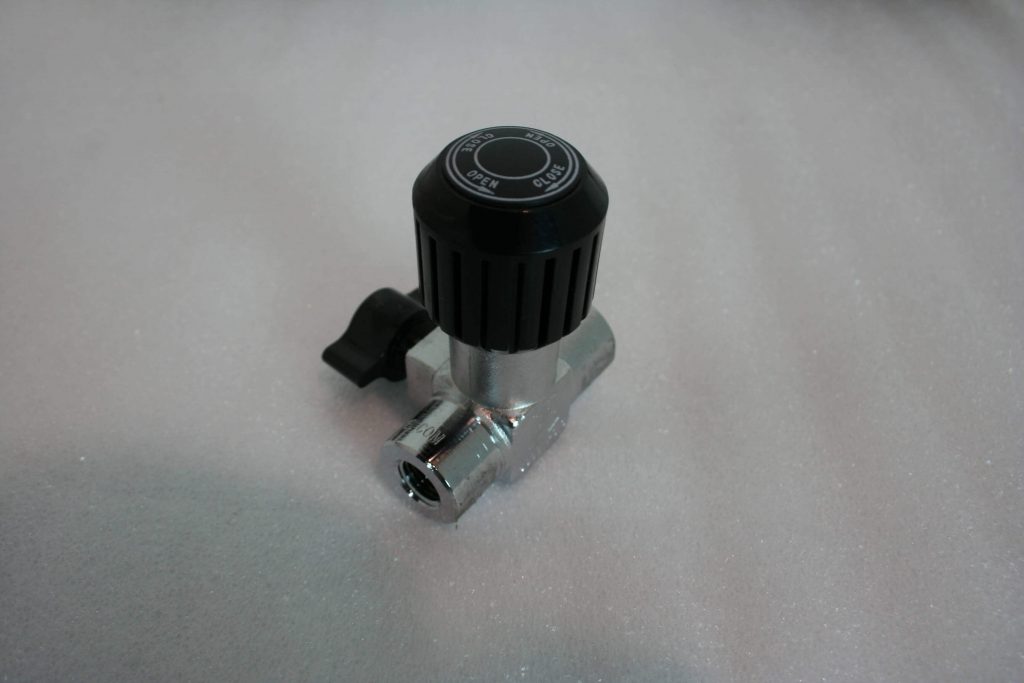 LV3 1/4" F X 1/4" F On/Off Bleed Valve - Max-Air